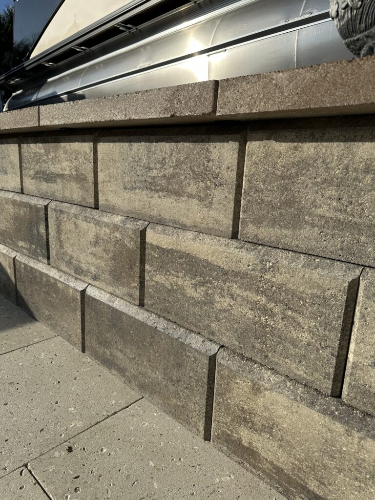 Smooth-Face Retaining Wall - U.S. Paverscape